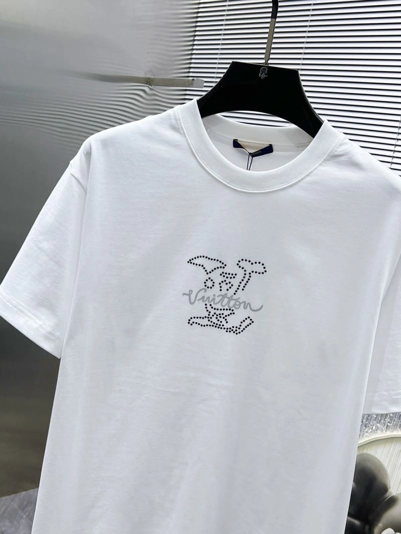 Factory-made Louis Vuitton T-Shirts