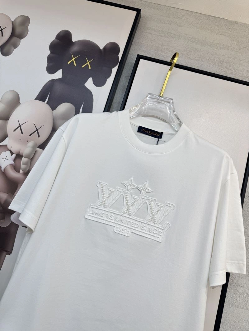 Top mirror Louis Vuitton T-Shirts