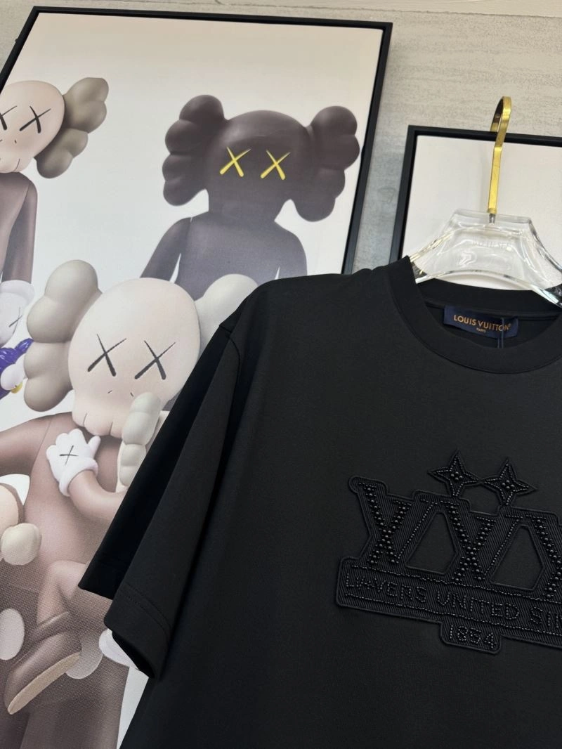 Perfect replica Louis Vuitton T-Shirts