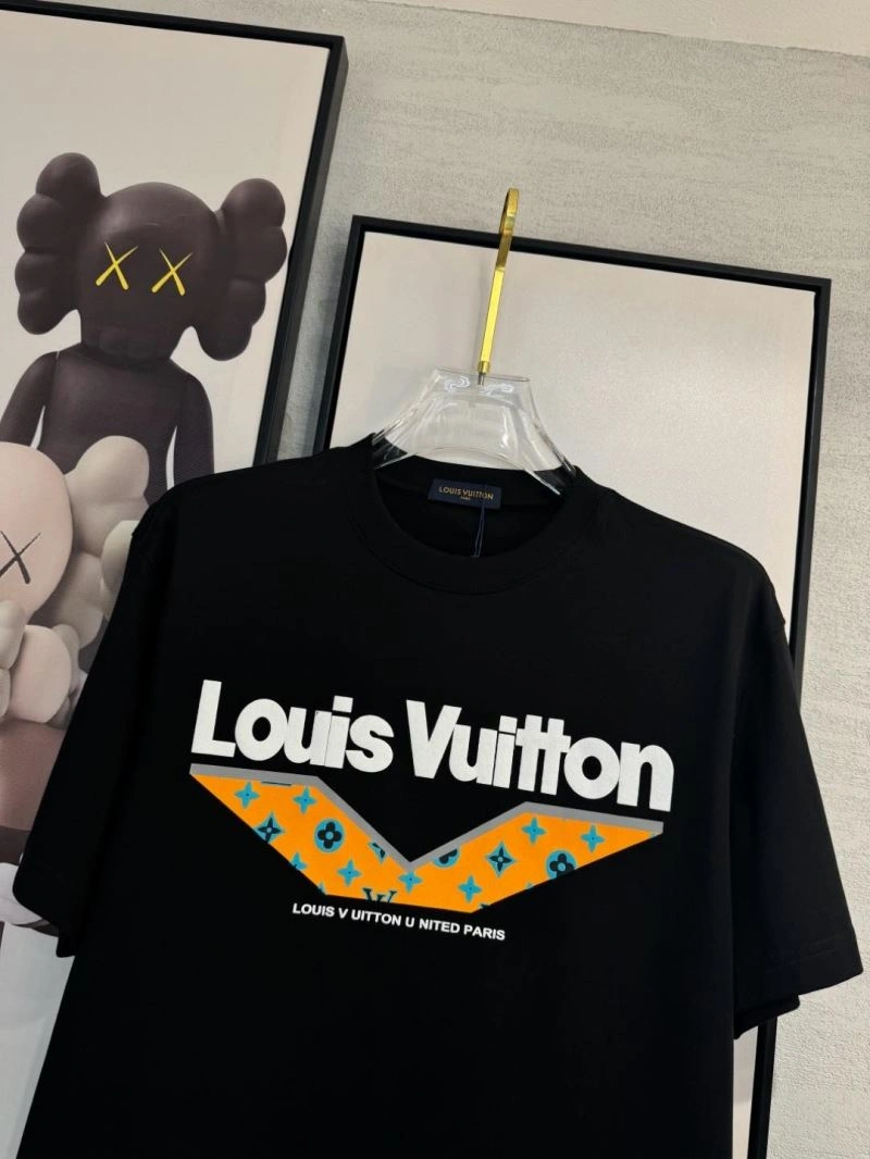 Exact replica Louis Vuitton T-Shirts
