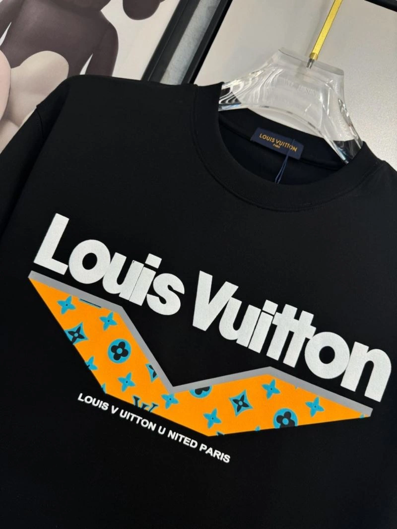 Exact replica Louis Vuitton T-Shirts