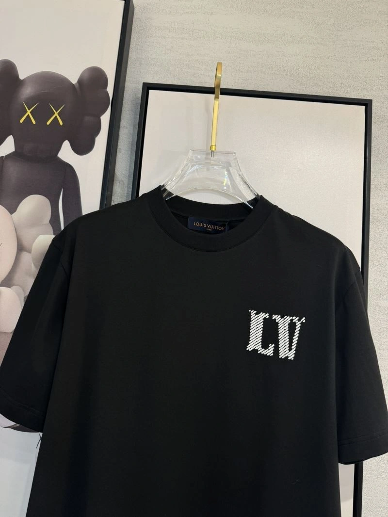 Exact replica Louis Vuitton T-Shirts