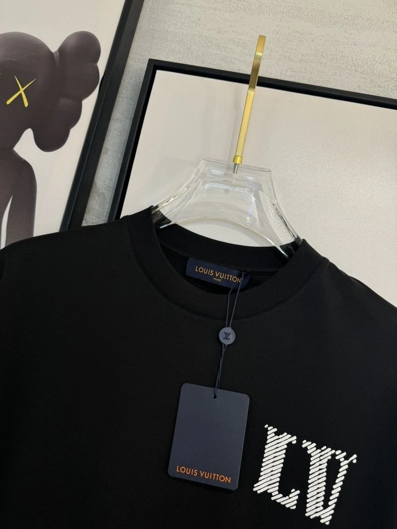 Exact replica Louis Vuitton T-Shirts