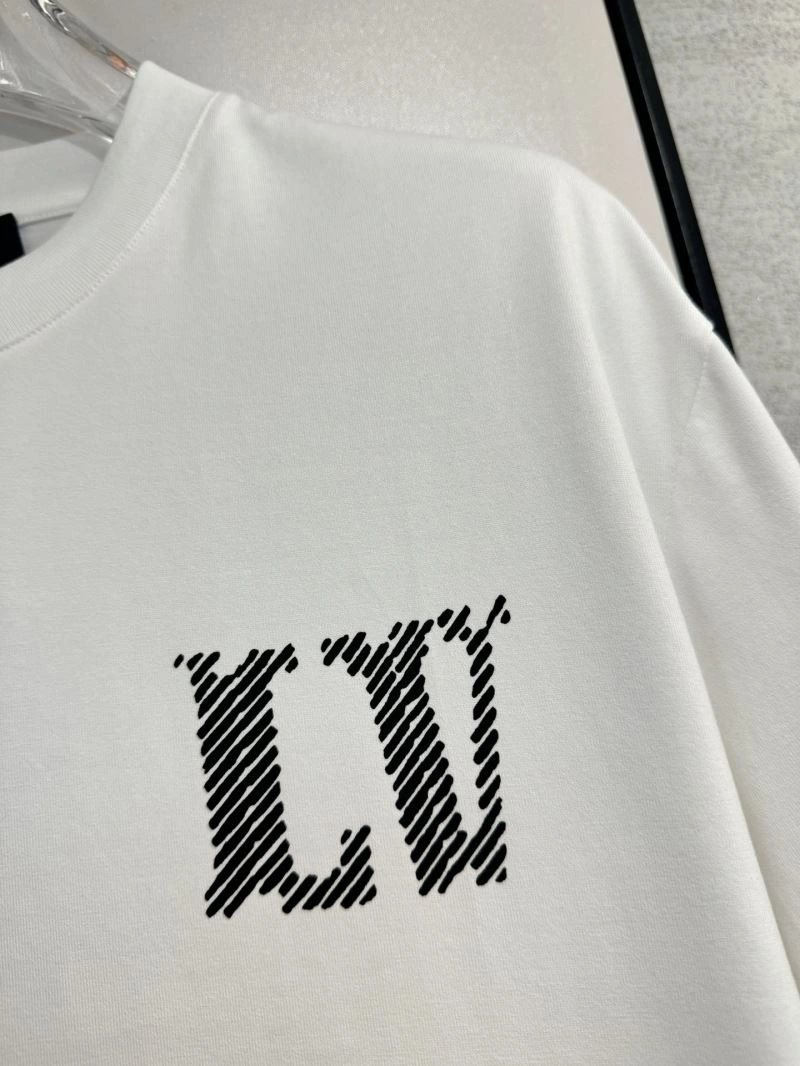 Reasonably priced Louis Vuitton T-Shirts