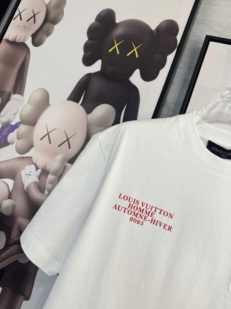 High fidelity Louis Vuitton T-Shirts