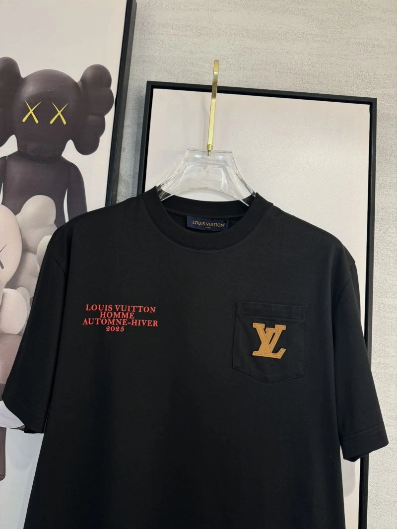 Perfect replica Louis Vuitton T-Shirts