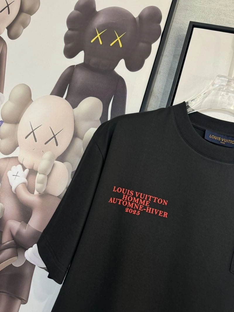 Perfect replica Louis Vuitton T-Shirts