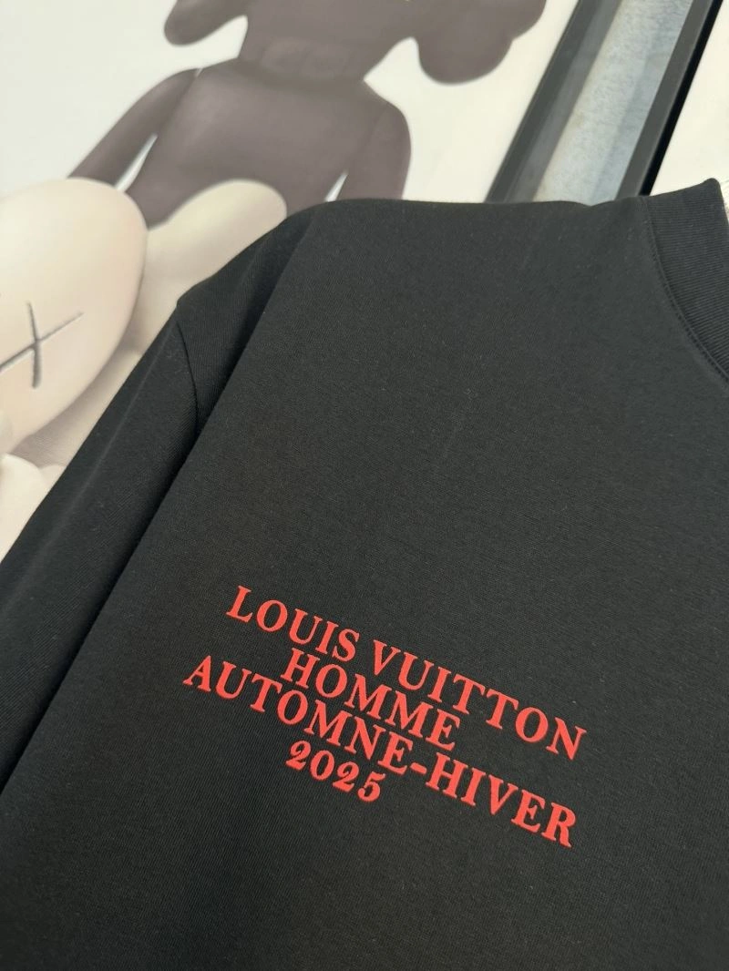 Perfect replica Louis Vuitton T-Shirts