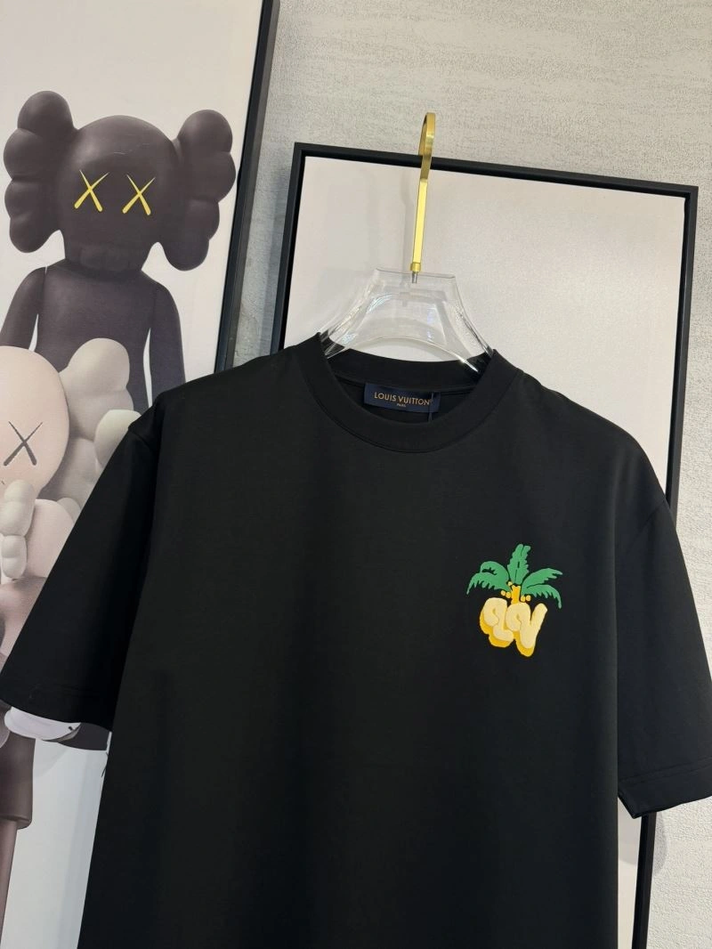 Exact replica Louis Vuitton T-Shirts