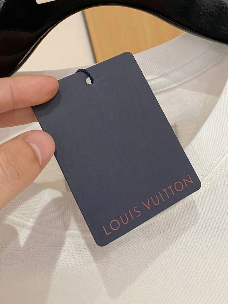 Inexpensive Louis Vuitton T-Shirts