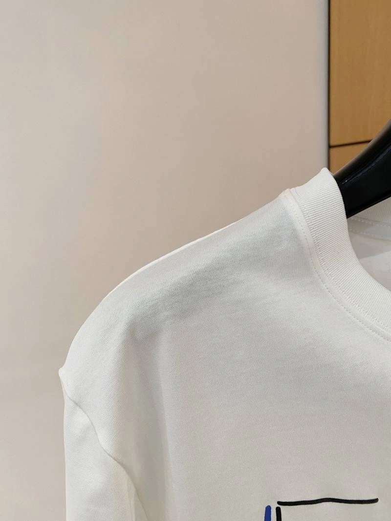 Inexpensive Louis Vuitton T-Shirts