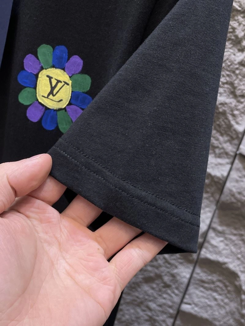 Bargain Louis Vuitton T-Shirts