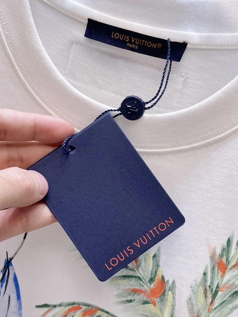 Top match Louis Vuitton T-Shirts