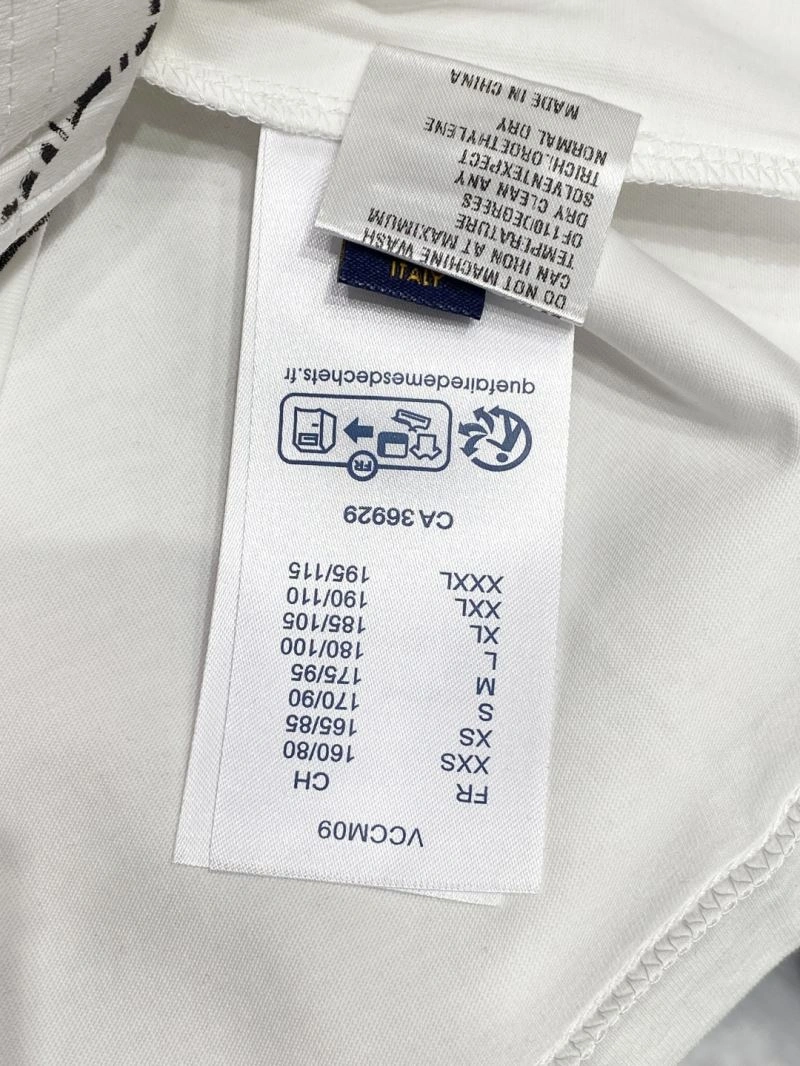 Exact replica Louis Vuitton T-Shirts