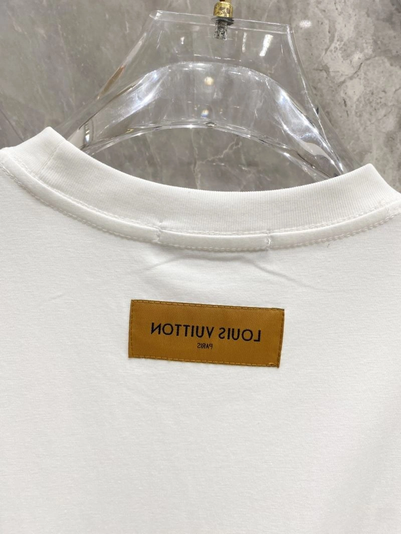 Exact replica Louis Vuitton T-Shirts