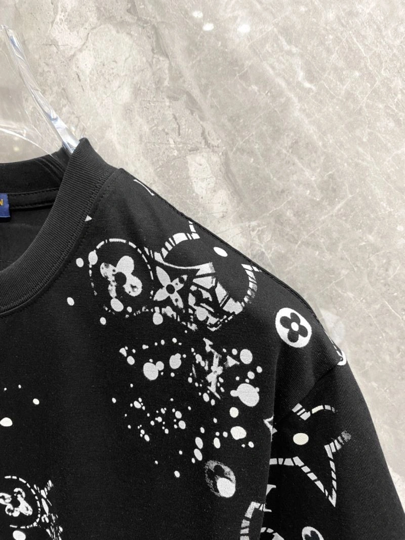 Bargain Louis Vuitton T-Shirts