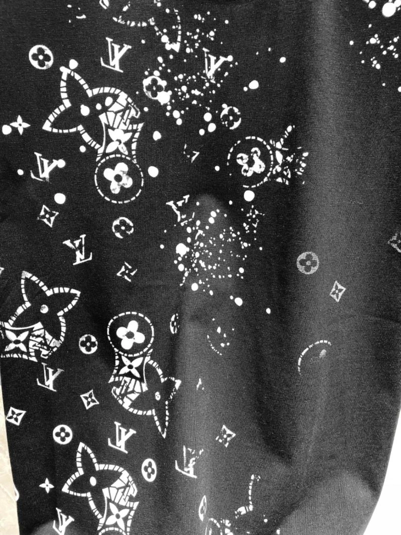 Bargain Louis Vuitton T-Shirts