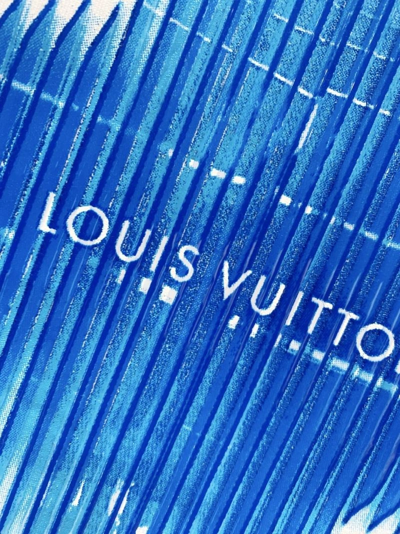 Exact replica Louis Vuitton T-Shirts