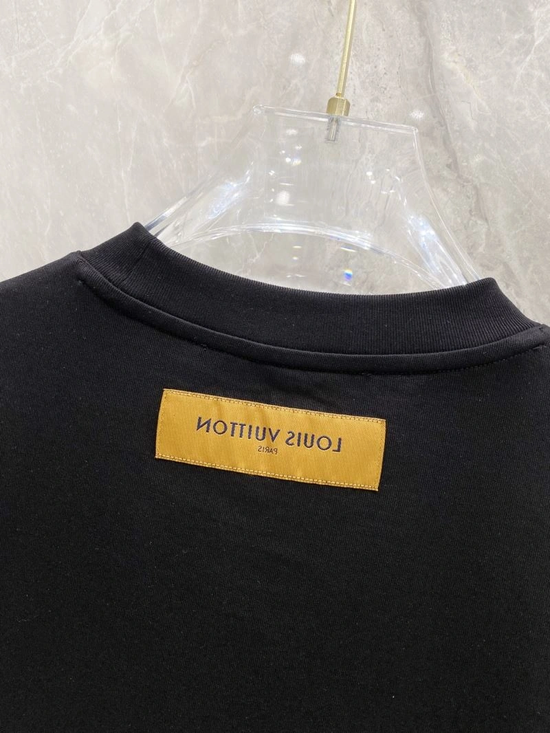 Factory-made Louis Vuitton T-Shirts