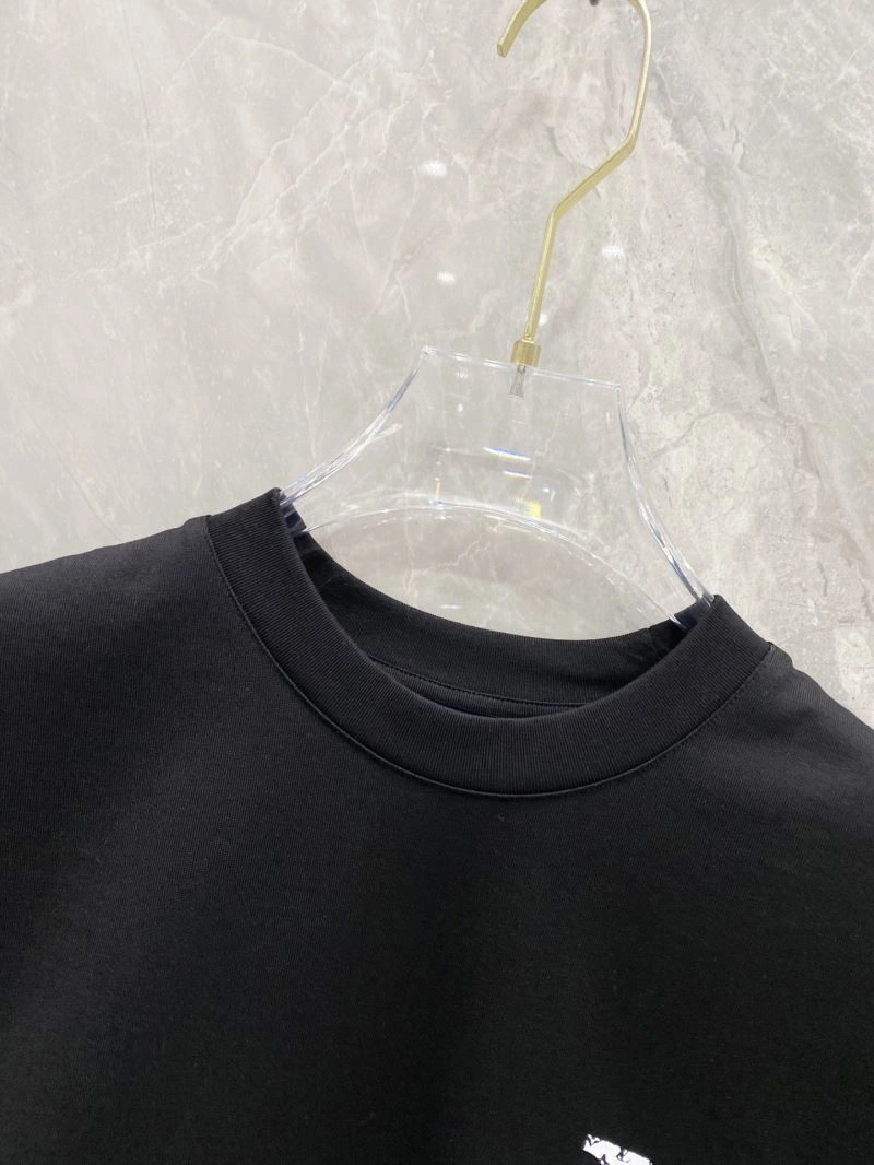 Factory-made Louis Vuitton T-Shirts
