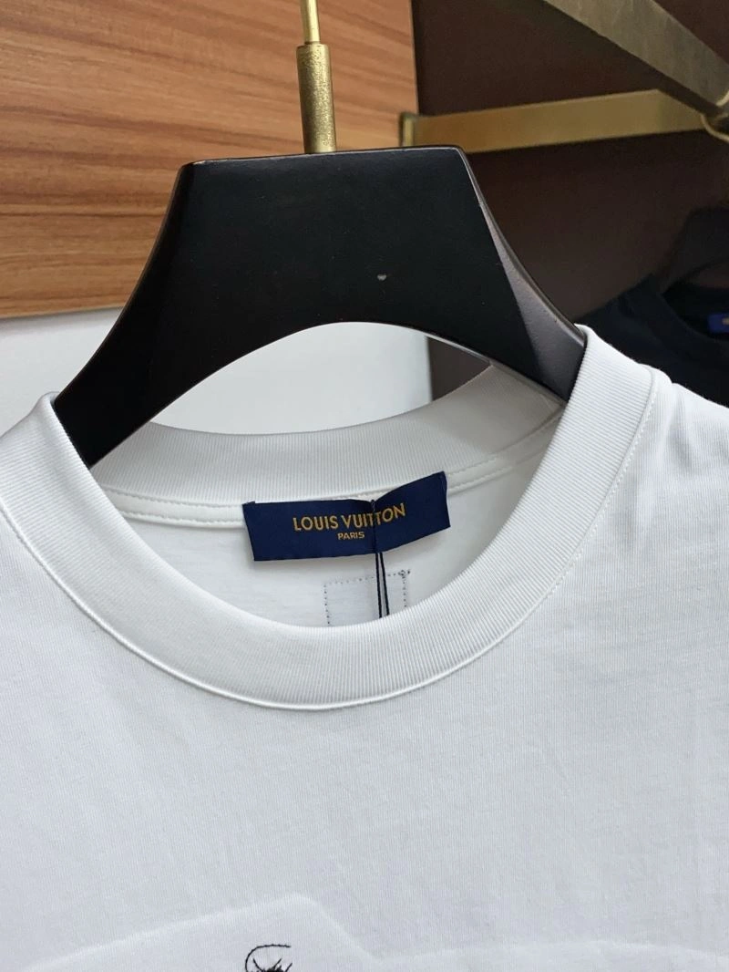 Perfect replica Louis Vuitton T-Shirts