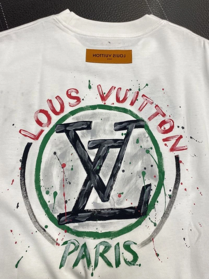 Accurate model Louis Vuitton T-Shirts