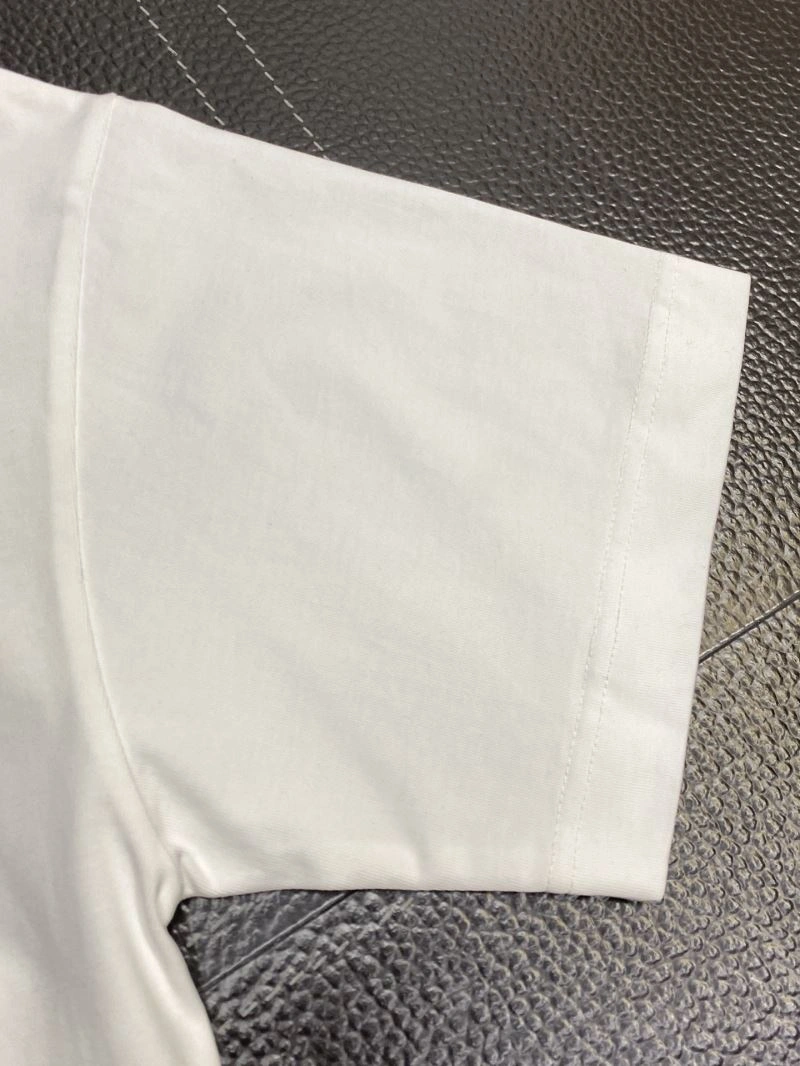 Cut-rate Louis Vuitton T-Shirts