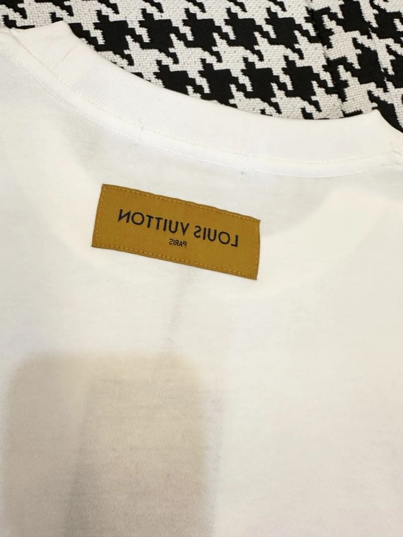 Top mirror Louis Vuitton T-Shirts