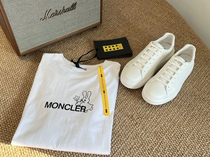 Precise copy Louis Vuitton T-Shirts