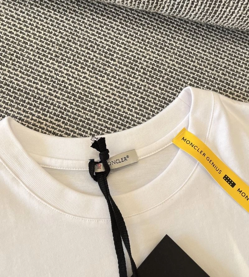 Exact replica Louis Vuitton T-Shirts