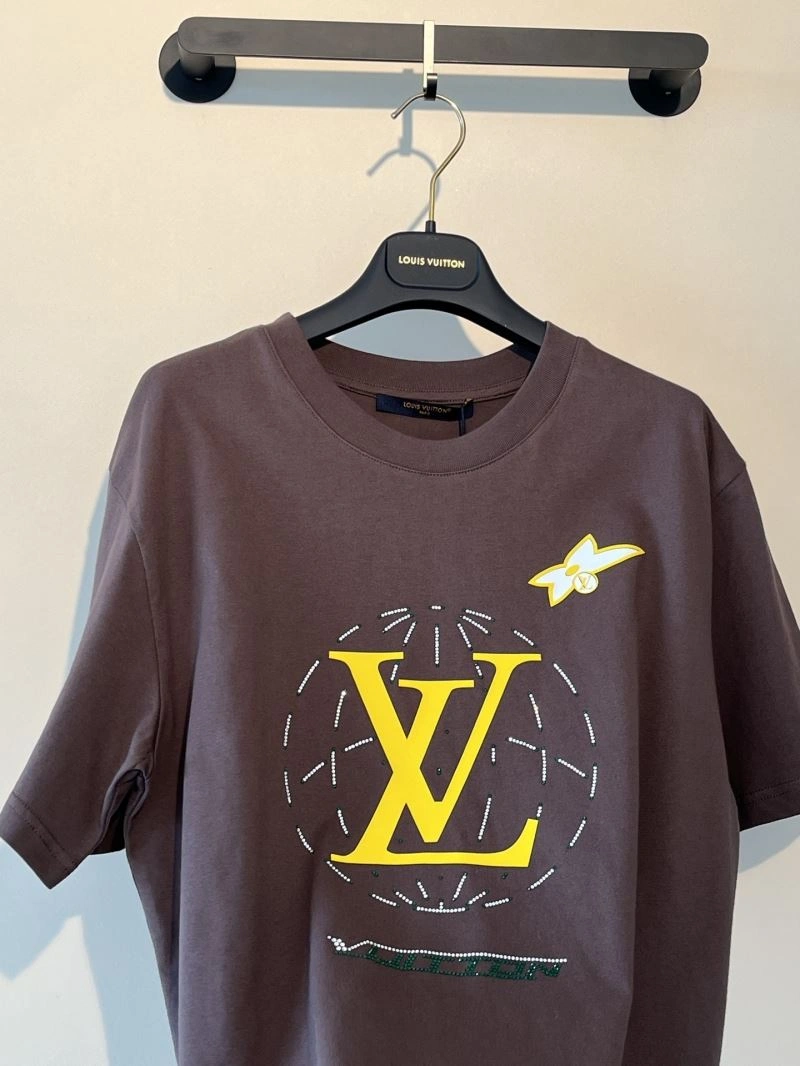 Indistinguishable Louis Vuitton T-Shirts