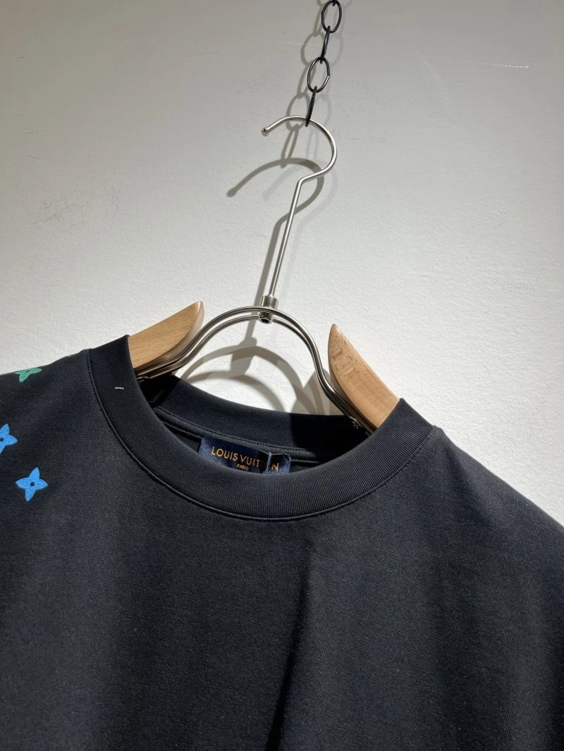 Cut-rate Louis Vuitton T-Shirts