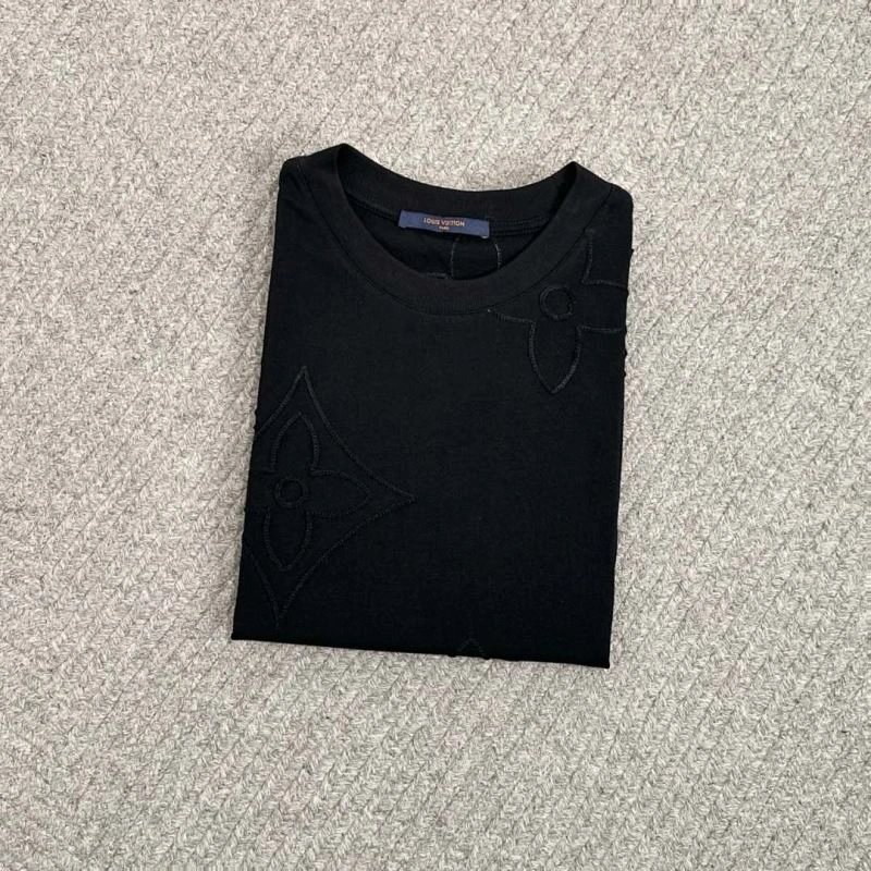 Factory-made Louis Vuitton T-Shirts