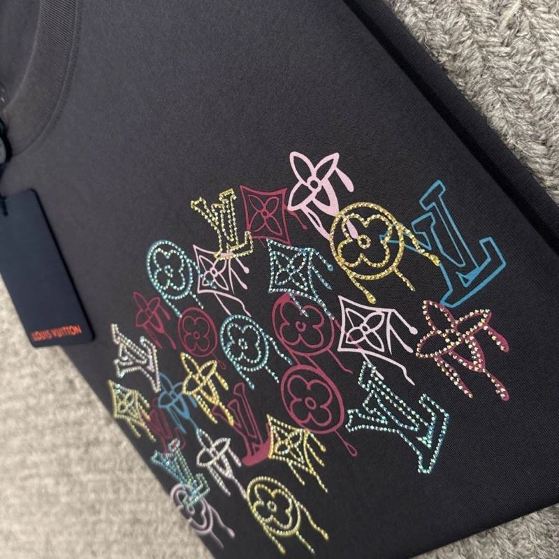 Top mirror Louis Vuitton T-Shirts