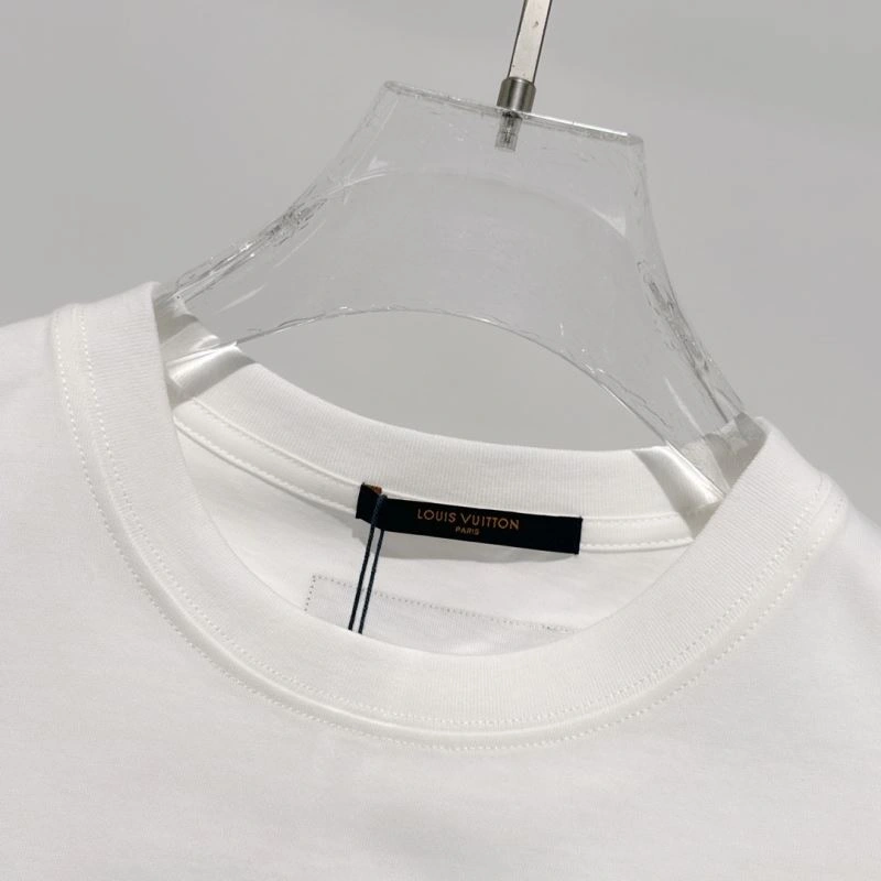 Indistinguishable Louis Vuitton T-Shirts