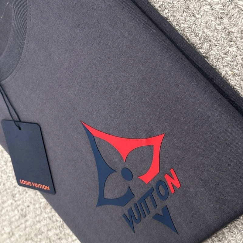 Top mirror Louis Vuitton T-Shirts