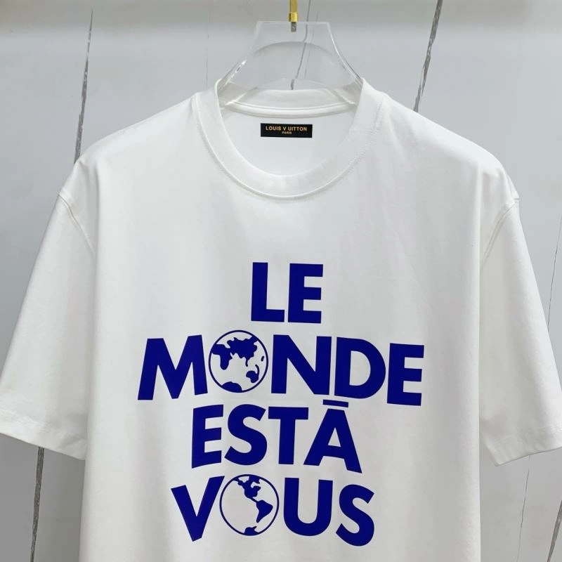 Exact replica Louis Vuitton T-Shirts