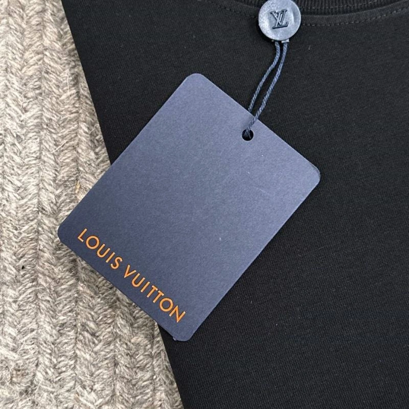 Top match Louis Vuitton T-Shirts