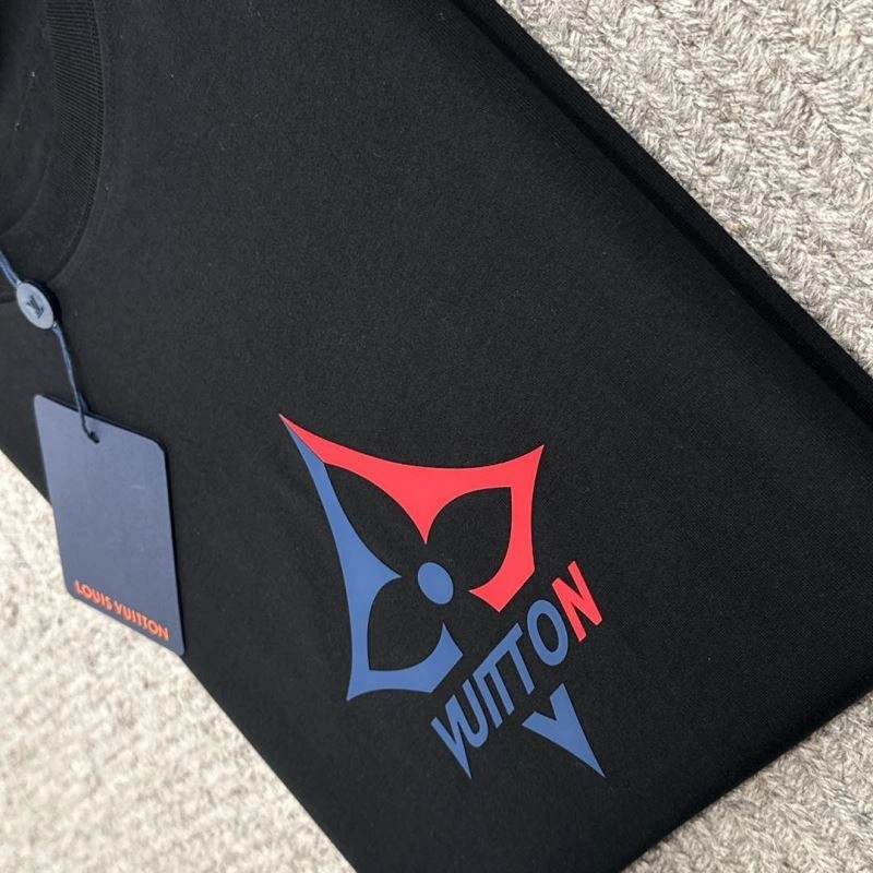 Top match Louis Vuitton T-Shirts