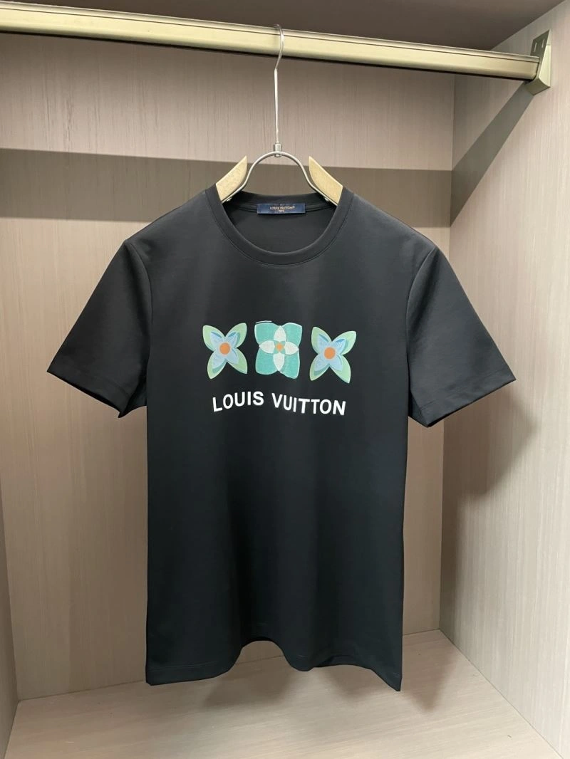 Exact replica Louis Vuitton T-Shirts
