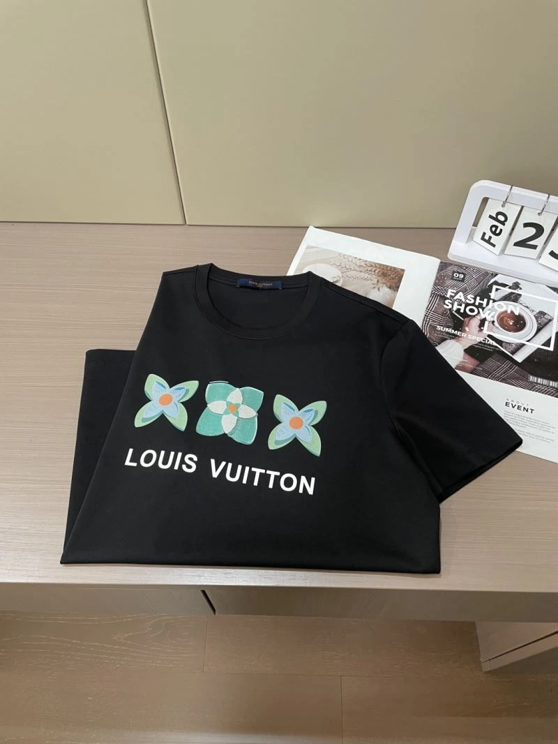 Exact replica Louis Vuitton T-Shirts