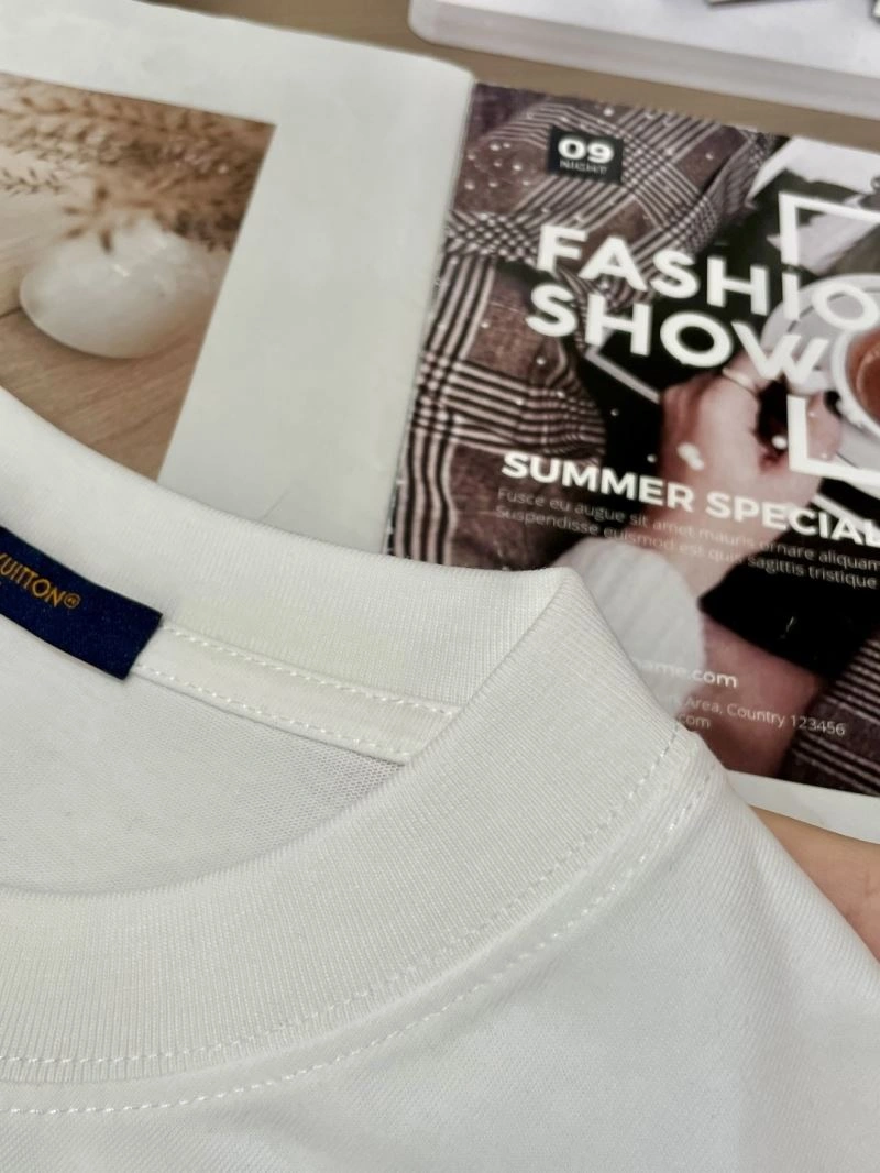 Top mirror Louis Vuitton T-Shirts