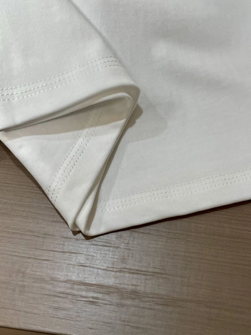 High accuracy Louis Vuitton T-Shirts