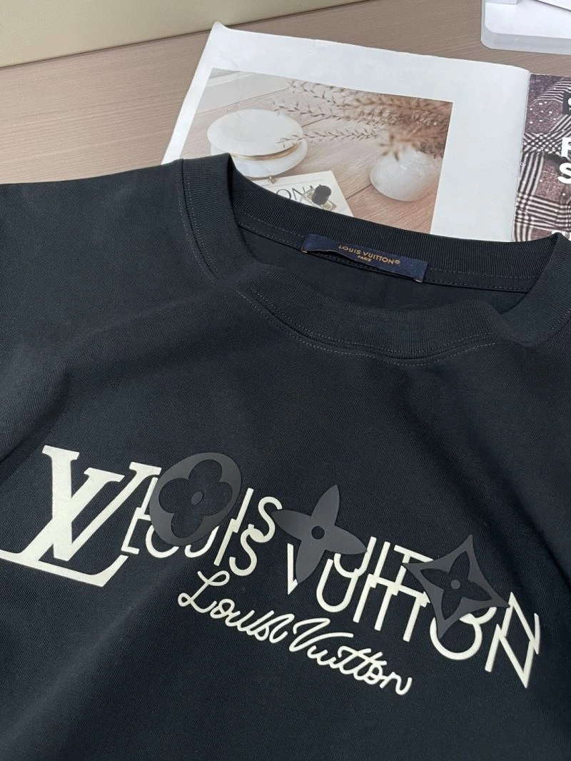Top match Louis Vuitton T-Shirts
