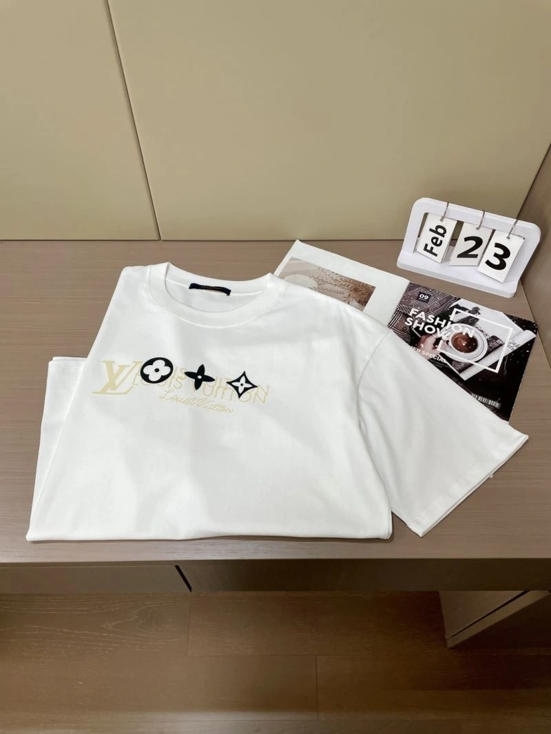 Top match Louis Vuitton T-Shirts