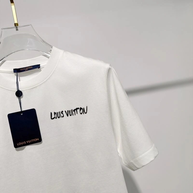 Inexpensive Louis Vuitton T-Shirts