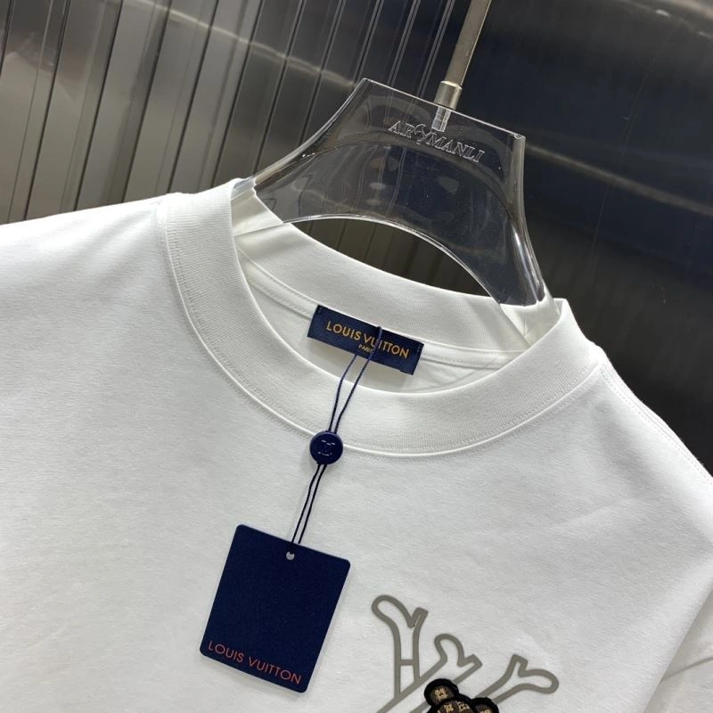 Precise copy Louis Vuitton T-Shirts