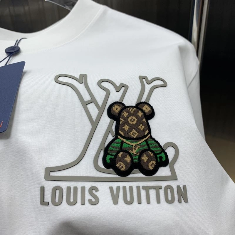 Precise copy Louis Vuitton T-Shirts