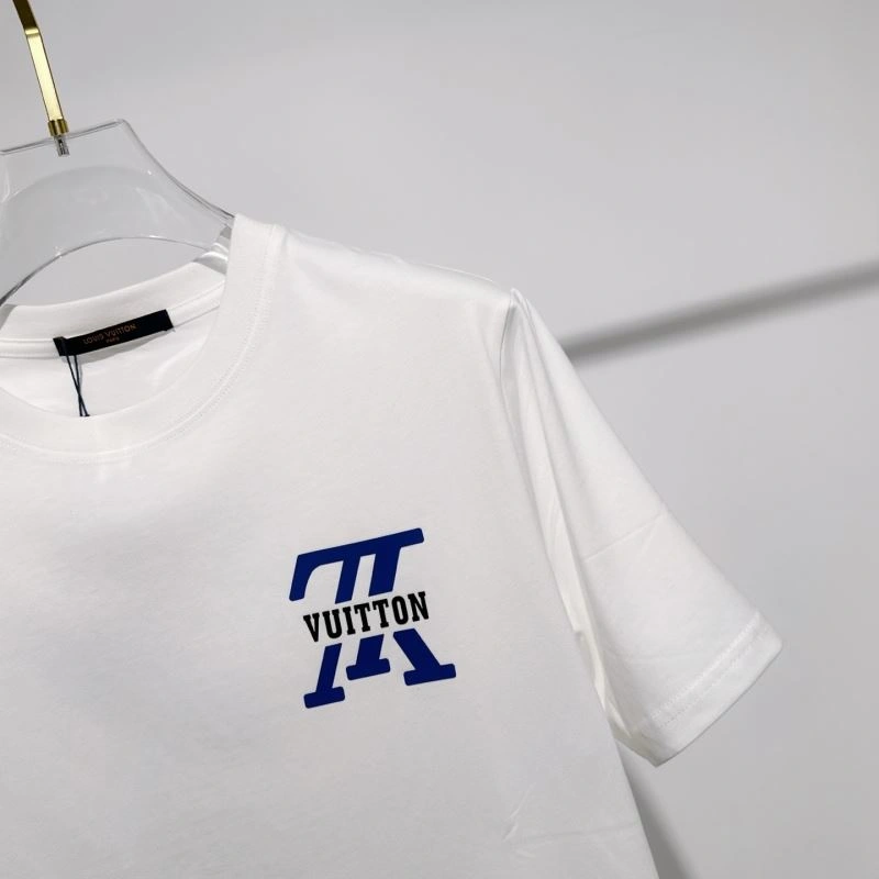 Exact replica Louis Vuitton T-Shirts