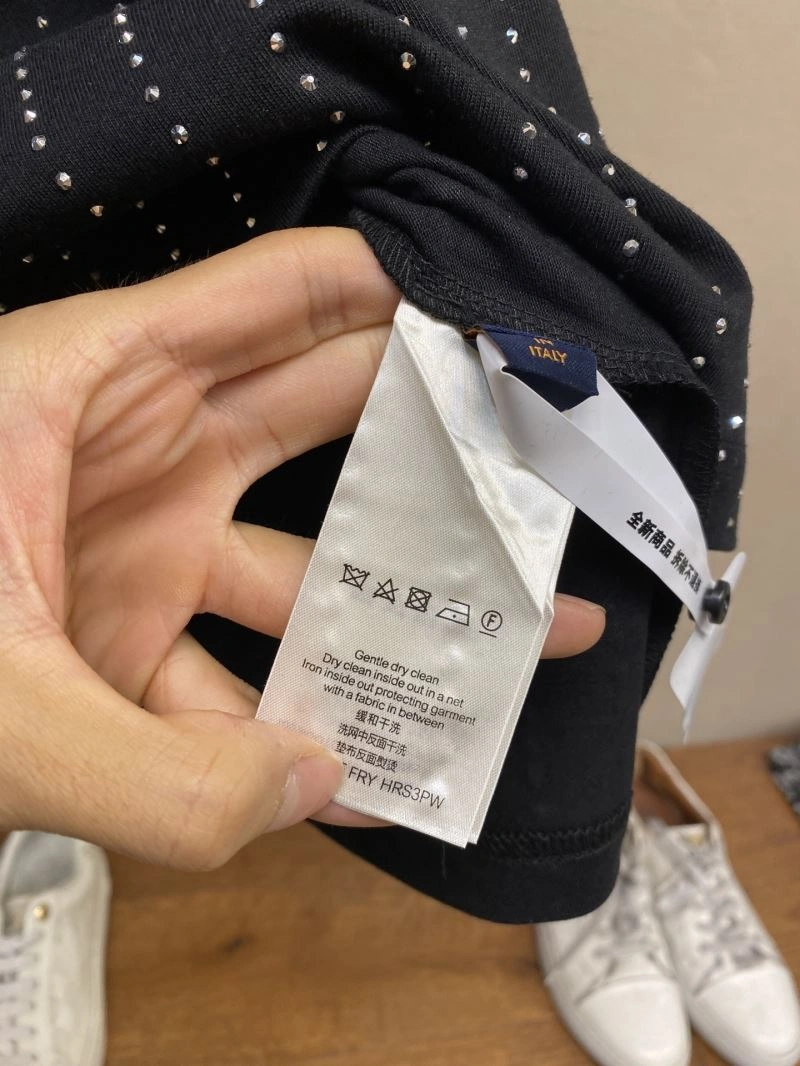 Value-priced Louis Vuitton T-Shirts
